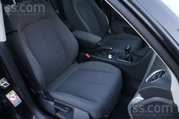 Melns SEAT Exeo 2010 Valmiera, ar dzinēja tilpumu 2.00 L un nobraukumu 406 tūkst. km par 2500 €, foto 6 vietnē AUTOMOTO.COM.LV