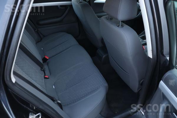 Melns SEAT Exeo 2010 Valmiera, ar dzinēja tilpumu 2.00 L un nobraukumu 406 tūkst. km par 2500 €, foto 7 vietnē AUTOMOTO.COM.LV