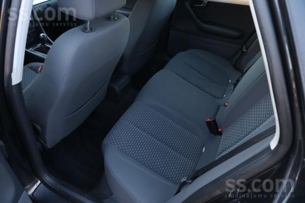 Melns SEAT Exeo 2010 Valmiera, ar dzinēja tilpumu 2.00 L un nobraukumu 406 tūkst. km par 2500 €, foto 8 vietnē AUTOMOTO.COM.LV