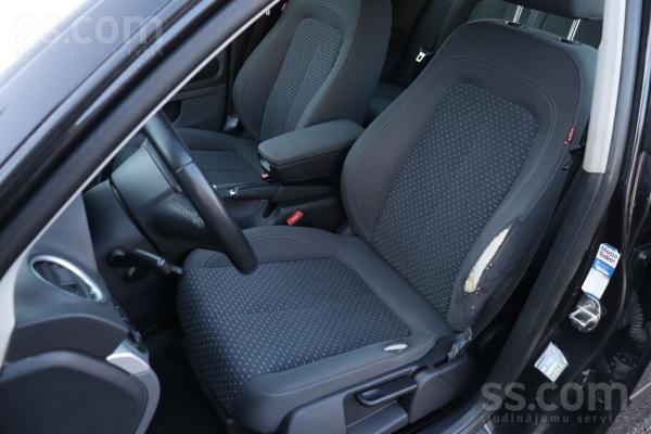 Melns SEAT Exeo 2010 Valmiera, ar dzinēja tilpumu 2.00 L un nobraukumu 406 tūkst. km par 2500 €, foto 10 vietnē AUTOMOTO.COM.LV