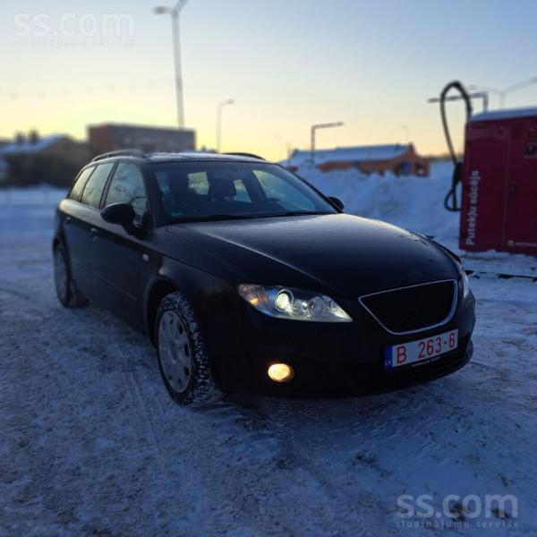 Melns SEAT Exeo 2011 Rēzekne, ar dzinēja tilpumu 2.00 L un nobraukumu 0 tūkst. km par 4100 €, foto 2 vietnē AUTOMOTO.COM.LV