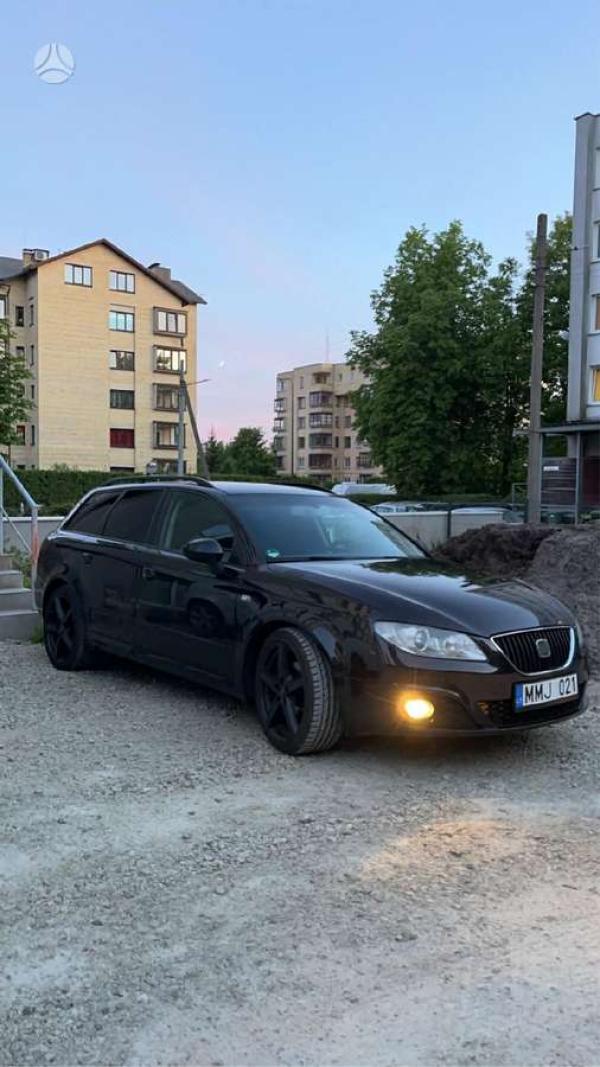 Black SEAT Exeo 2011 in Klaipeda, with an engine capacity of 1.97 L and mileage of 339 thousand km for 2500 €, photo 1 on AUTOMOTO.COM.LV