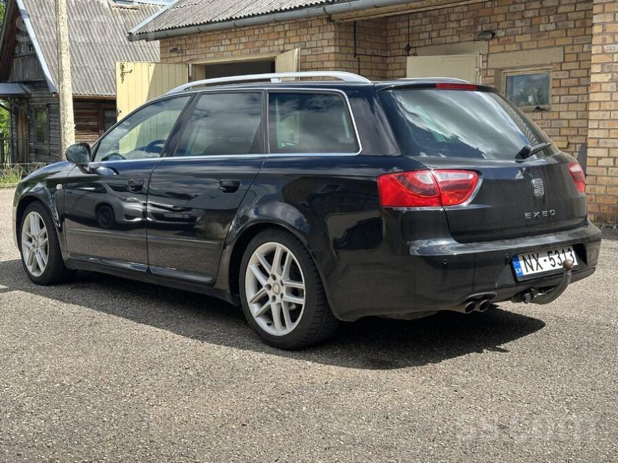 Black SEAT Exeo 2011 in Rezekne, with an engine capacity of 2.00 L and mileage of 280 thousand km for 4150 €, photo 5 on AUTOMOTO.COM.LV