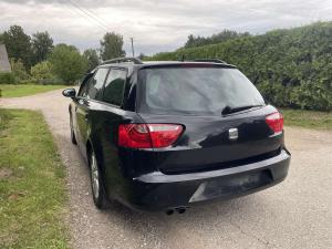Melns SEAT Exeo 2011 Utena, ar dzinēja tilpumu 2.00 L un nobraukumu 333 tūkst. km par 3500 €, foto 5 vietnē AUTOMOTO.COM.LV