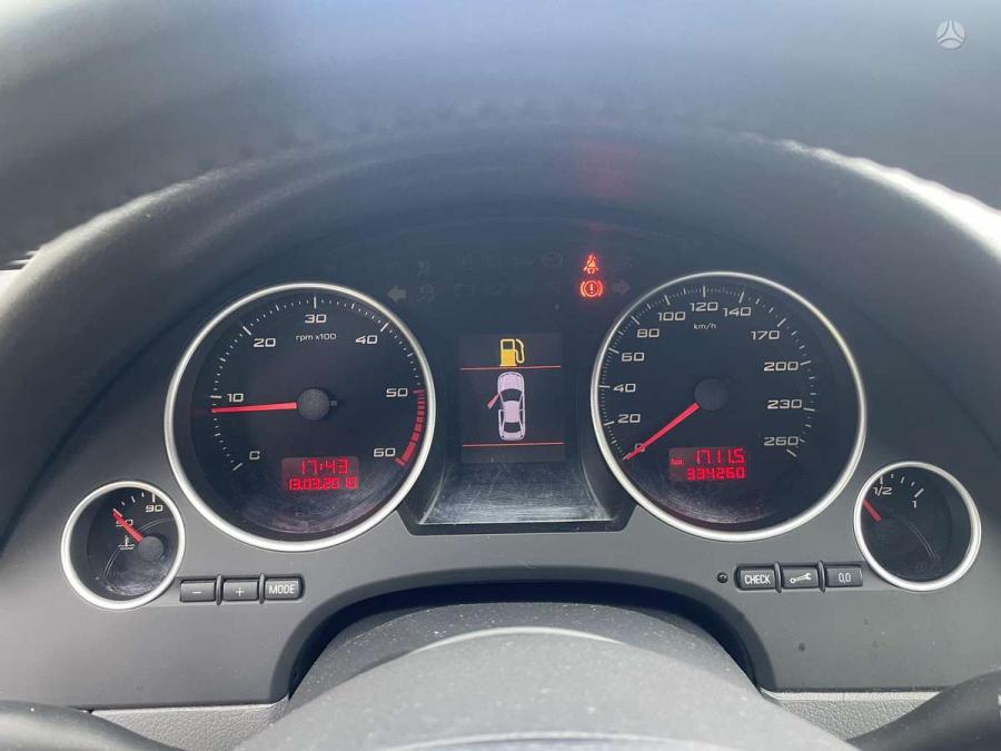 Melns SEAT Exeo 2011 Utena, ar dzinēja tilpumu 2.00 L un nobraukumu 333 tūkst. km par 3500 €, foto 10 vietnē AUTOMOTO.COM.LV