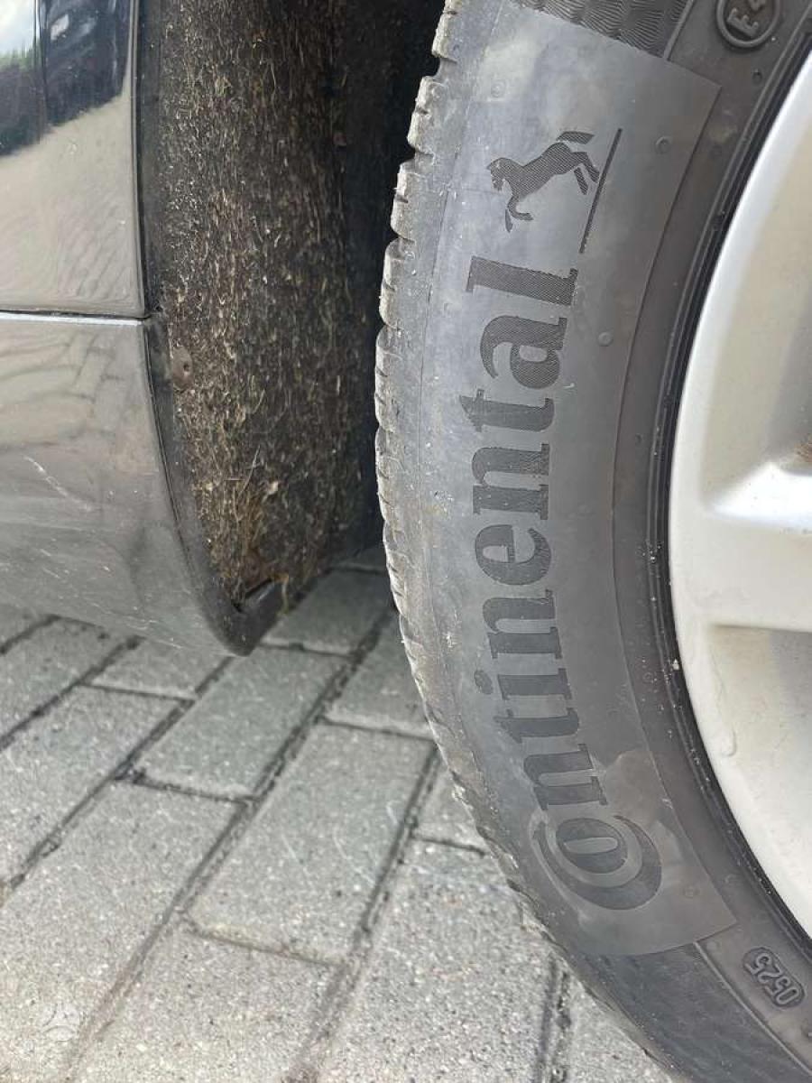 Melns SEAT Exeo 2011 Utena, ar dzinēja tilpumu 2.00 L un nobraukumu 333 tūkst. km par 3500 €, foto 14 vietnē AUTOMOTO.COM.LV