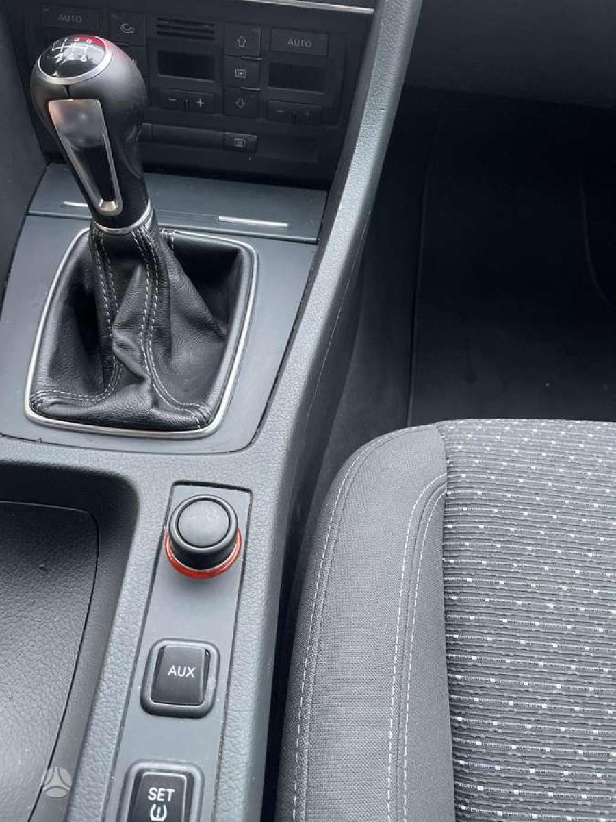 Melns SEAT Exeo 2011 Utena, ar dzinēja tilpumu 2.00 L un nobraukumu 333 tūkst. km par 3500 €, foto 23 vietnē AUTOMOTO.COM.LV