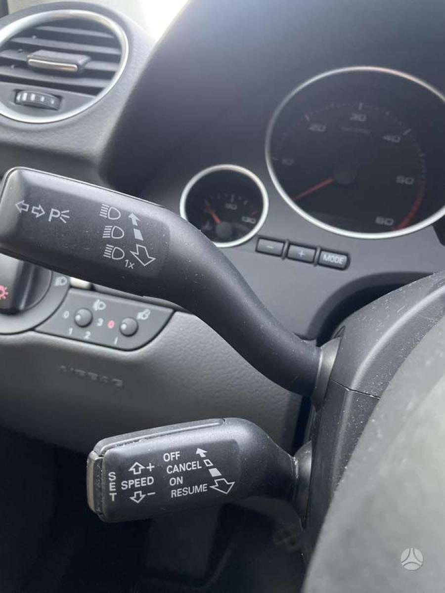 Melns SEAT Exeo 2011 Utena, ar dzinēja tilpumu 2.00 L un nobraukumu 333 tūkst. km par 3500 €, foto 24 vietnē AUTOMOTO.COM.LV