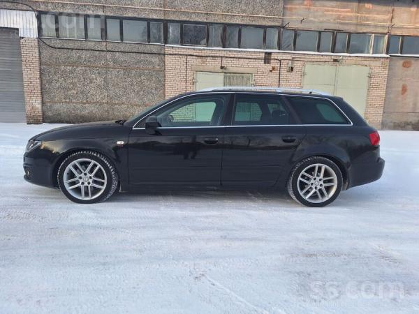 Black SEAT Exeo 2012 in Daugavpils, with an engine capacity of 2.00 L and mileage of 276 thousand km for 4100 €, photo 3 on AUTOMOTO.COM.LV