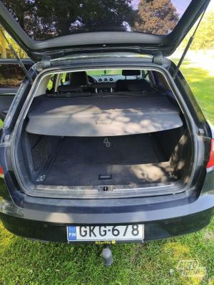 Black SEAT Exeo 2012 in Prienai, with an engine capacity of 2.00 L and mileage of 328 thousand km for 2950 €, photo 7 on AUTOMOTO.COM.LV