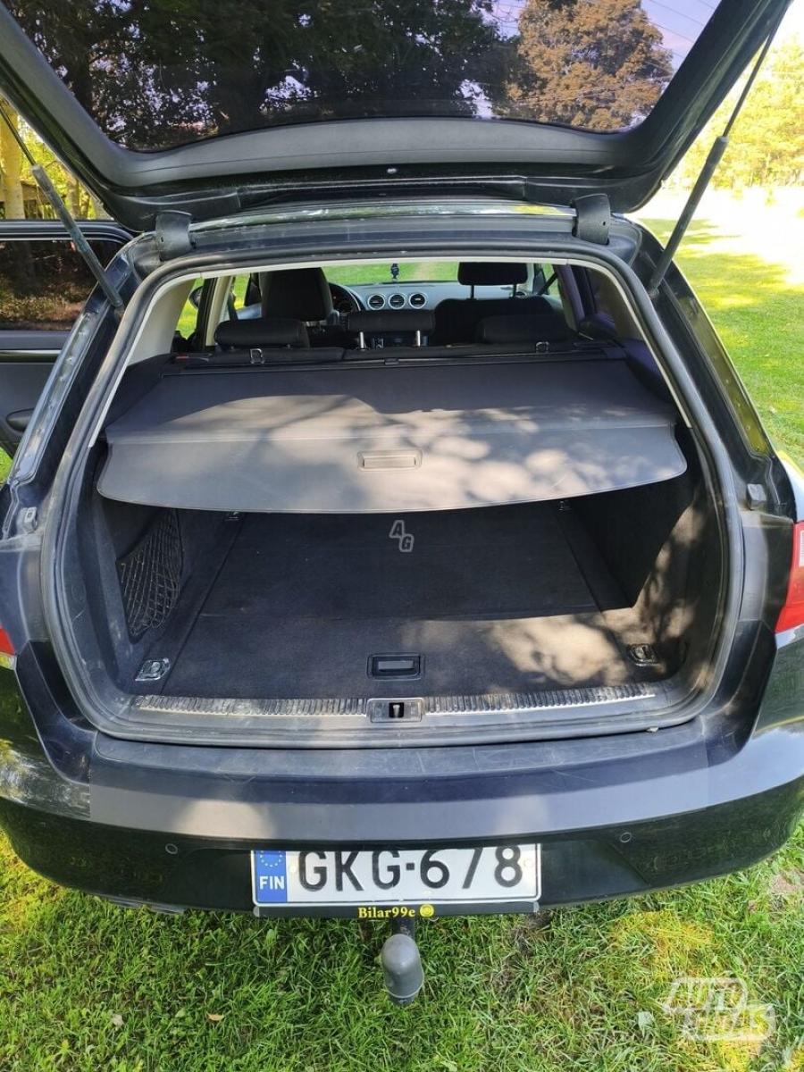 Black SEAT Exeo 2012 in Prienai, with an engine capacity of 2.00 L and mileage of 328 thousand km for 2950 €, photo 7 on AUTOMOTO.COM.LV