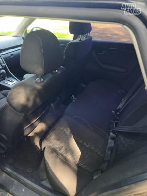 Black SEAT Exeo 2012 in Prienai, with an engine capacity of 2.00 L and mileage of 328 thousand km for 2950 €, photo 10 on AUTOMOTO.COM.LV