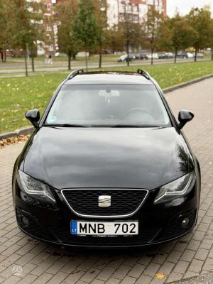 Black SEAT Exeo 2013 in Vilnius, with an engine capacity of 2.00 L and mileage of 233 thousand km for 2900 €, photo 3 on AUTOMOTO.COM.LV
