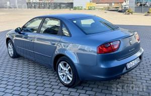 Blue SEAT Exeo 2010 in Riga, with an engine capacity of 2.00 L and mileage of 263 thousand km for 3150 €, photo 5 on AUTOMOTO.COM.LV