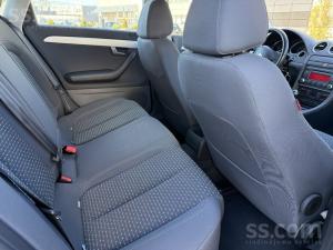 Blue SEAT Exeo 2010 in Riga, with an engine capacity of 2.00 L and mileage of 263 thousand km for 3150 €, photo 17 on AUTOMOTO.COM.LV
