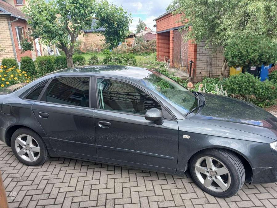 Pelēks SEAT Exeo 2010 Šauļi, ar dzinēja tilpumu 1.97 L un nobraukumu 303 tūkst. km par 2600 €, foto 3 vietnē AUTOMOTO.COM.LV