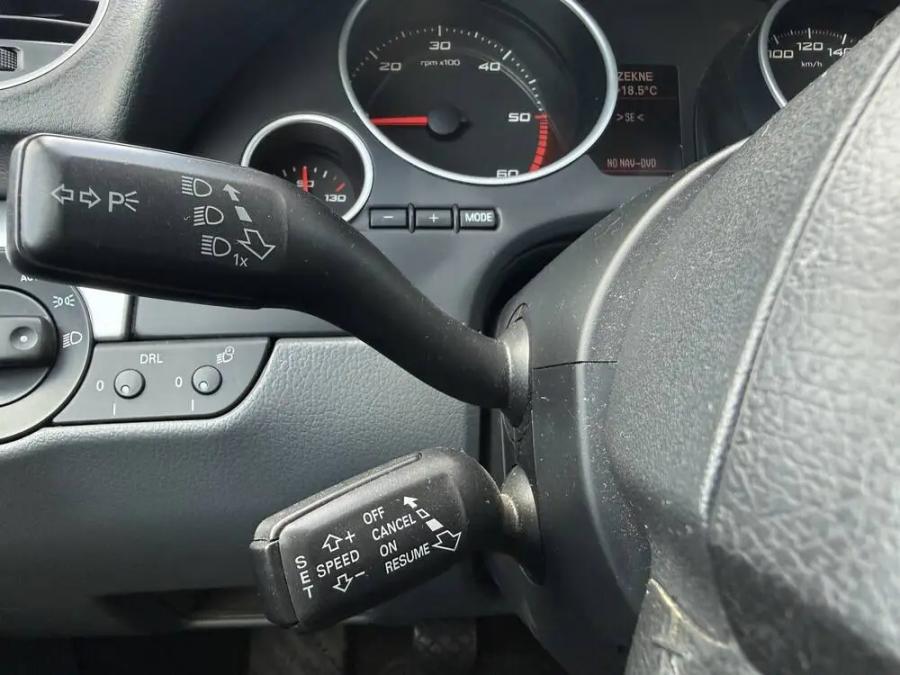 Grey SEAT Exeo 2009 in Rezekne, with an engine capacity of 2.00 L and mileage of 346 thousand km for 3750 €, photo 15 on AUTOMOTO.COM.LV
