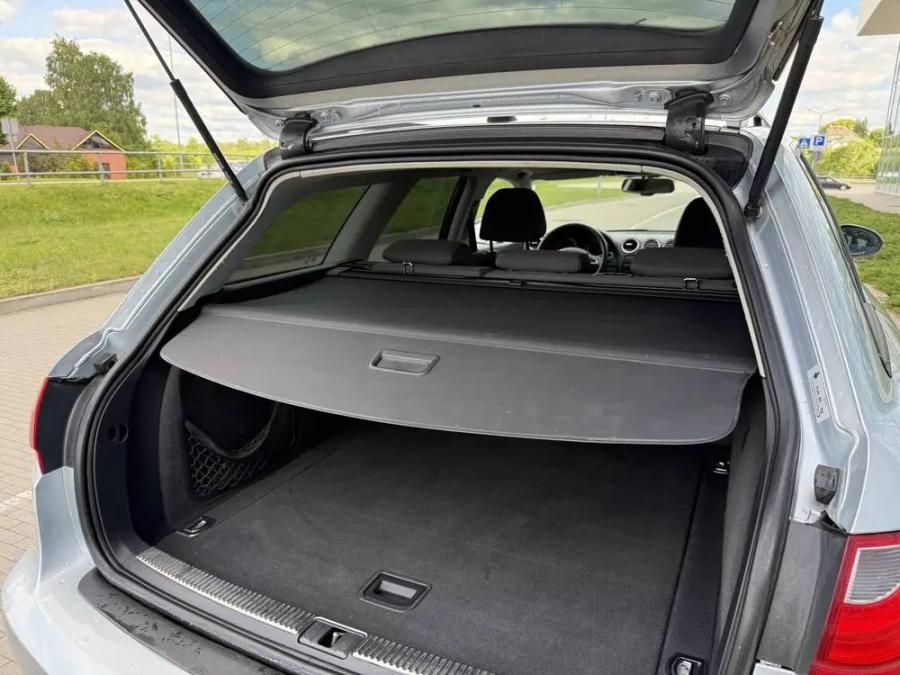 Grey SEAT Exeo 2009 in Rezekne, with an engine capacity of 2.00 L and mileage of 346 thousand km for 3750 €, photo 18 on AUTOMOTO.COM.LV