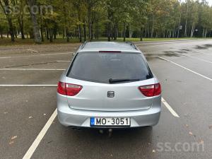 Grey SEAT Exeo 2009 in Aluksne, with an engine capacity of 2.00 L and mileage of 0 thousand km for 2350 €, photo 9 on AUTOMOTO.COM.LV