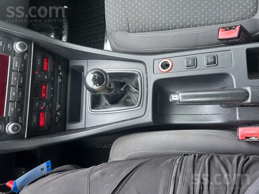 Grey SEAT Exeo 2009 in Aluksne, with an engine capacity of 2.00 L and mileage of 0 thousand km for 2350 €, photo 19 on AUTOMOTO.COM.LV
