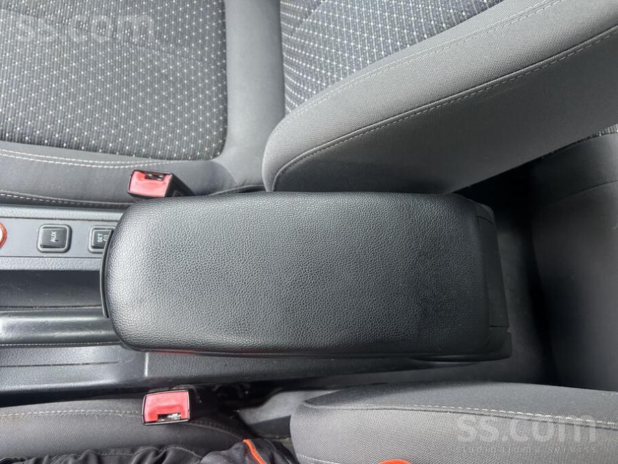 Grey SEAT Exeo 2009 in Aluksne, with an engine capacity of 2.00 L and mileage of 0 thousand km for 2350 €, photo 20 on AUTOMOTO.COM.LV