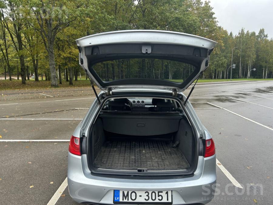 Grey SEAT Exeo 2009 in Aluksne, with an engine capacity of 2.00 L and mileage of 0 thousand km for 2350 €, photo 25 on AUTOMOTO.COM.LV