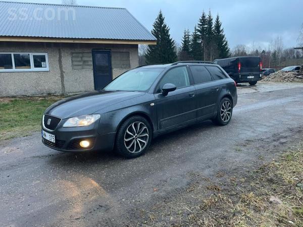 Grey SEAT Exeo 2011 in Rezekne, with an engine capacity of 2.00 L and mileage of 310 thousand km for 3500 €, photo 1 on AUTOMOTO.COM.LV