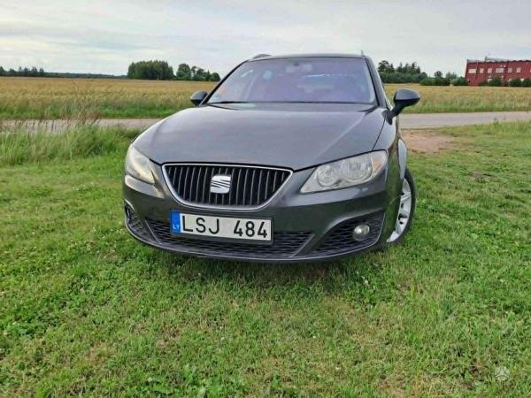 Grey SEAT Exeo 2011 in Panevezys, with an engine capacity of 1.80 L and mileage of 157 thousand km for 2950 €, photo 4 on AUTOMOTO.COM.LV