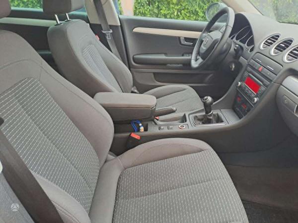 Grey SEAT Exeo 2011 in Panevezys, with an engine capacity of 1.80 L and mileage of 157 thousand km for 2950 €, photo 8 on AUTOMOTO.COM.LV