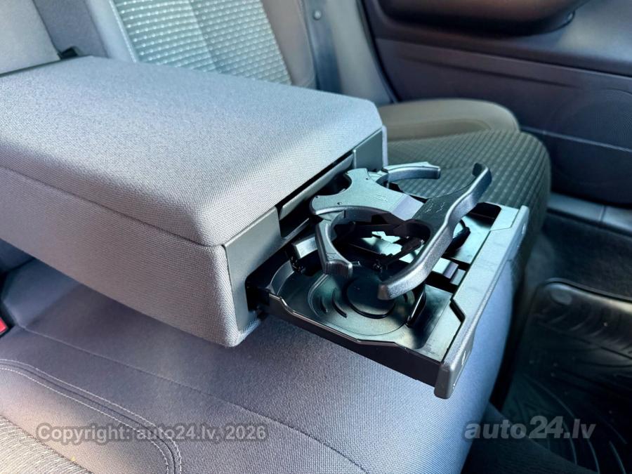 Pelēks SEAT Exeo 2011 Tallina, ar dzinēja tilpumu 2.00 L un nobraukumu 283 tūkst. km par 4999 €, foto 20 vietnē AUTOMOTO.COM.LV
