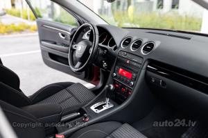 Red SEAT Exeo 2012 in Tallinn, with an engine capacity of 2.00 L and mileage of 181 thousand km for 4999 €, photo 11 on AUTOMOTO.COM.LV