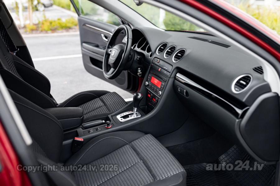 Red SEAT Exeo 2012 in Tallinn, with an engine capacity of 2.00 L and mileage of 181 thousand km for 4999 €, photo 12 on AUTOMOTO.COM.LV