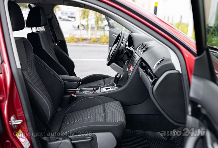 Red SEAT Exeo 2012 in Tallinn, with an engine capacity of 2.00 L and mileage of 181 thousand km for 4999 €, photo 13 on AUTOMOTO.COM.LV