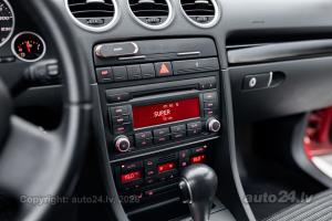 Red SEAT Exeo 2012 in Tallinn, with an engine capacity of 2.00 L and mileage of 181 thousand km for 4999 €, photo 17 on AUTOMOTO.COM.LV