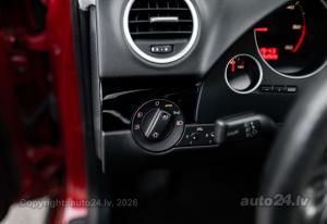 Red SEAT Exeo 2012 in Tallinn, with an engine capacity of 2.00 L and mileage of 181 thousand km for 4999 €, photo 19 on AUTOMOTO.COM.LV