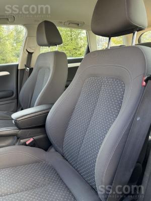 SEAT Exeo 2009 in Aizkraukle, with an engine capacity of 2.00 L and mileage of 380 thousand km for 2670 €, photo 9 on AUTOMOTO.COM.LV