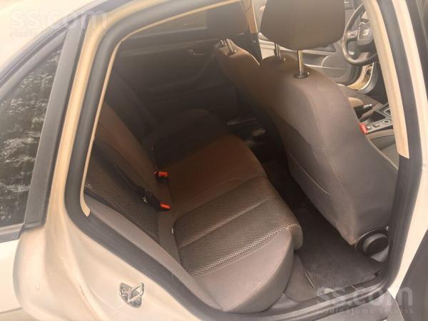 White SEAT Exeo 2012 in Madona, with an engine capacity of 1.80 L and mileage of 291 thousand km for 3299 €, photo 7 on AUTOMOTO.COM.LV