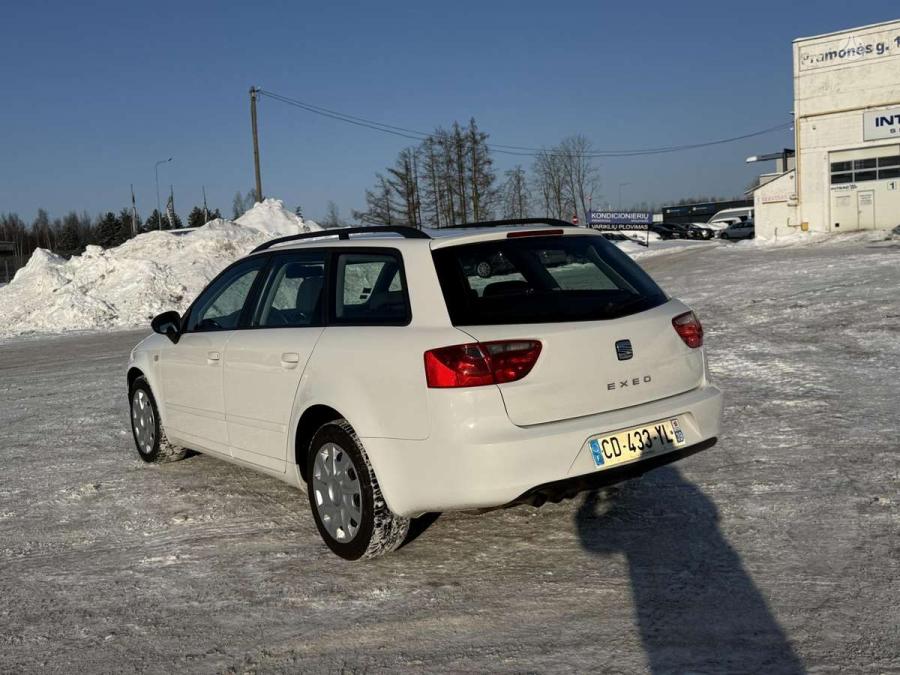 White SEAT Exeo 2012 in Panevezys, with an engine capacity of 2.00 L and mileage of 325 thousand km for 2690 €, photo 7 on AUTOMOTO.COM.LV