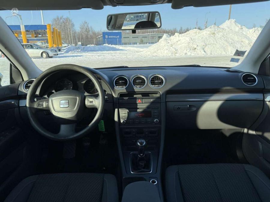 White SEAT Exeo 2012 in Panevezys, with an engine capacity of 2.00 L and mileage of 325 thousand km for 2690 €, photo 11 on AUTOMOTO.COM.LV