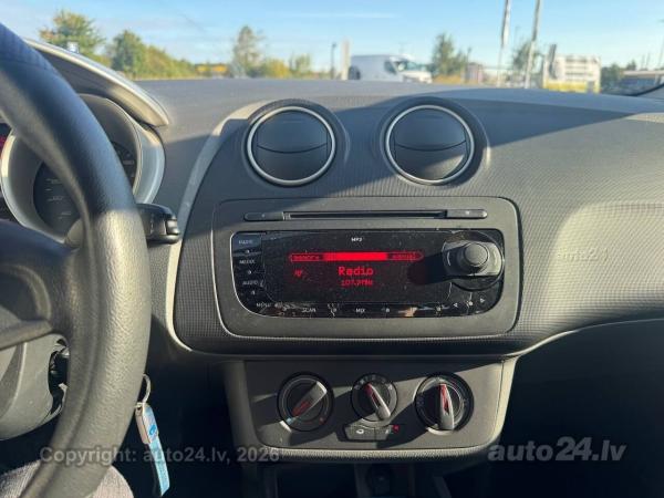 Beige SEAT Ibiza 2011 in Narva, with an engine capacity of 1.20 L and mileage of 98 thousand km for 4590 €, photo 10 on AUTOMOTO.COM.LV