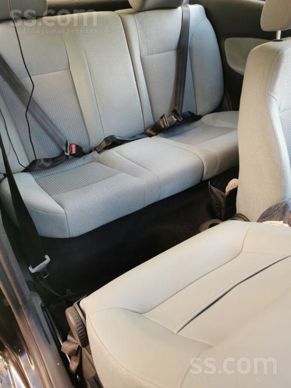 Melns SEAT Ibiza 2003 Rīga, ar dzinēja tilpumu 1.40 L un nobraukumu 0 tūkst. km par 1300 €, foto 7 vietnē AUTOMOTO.COM.LV