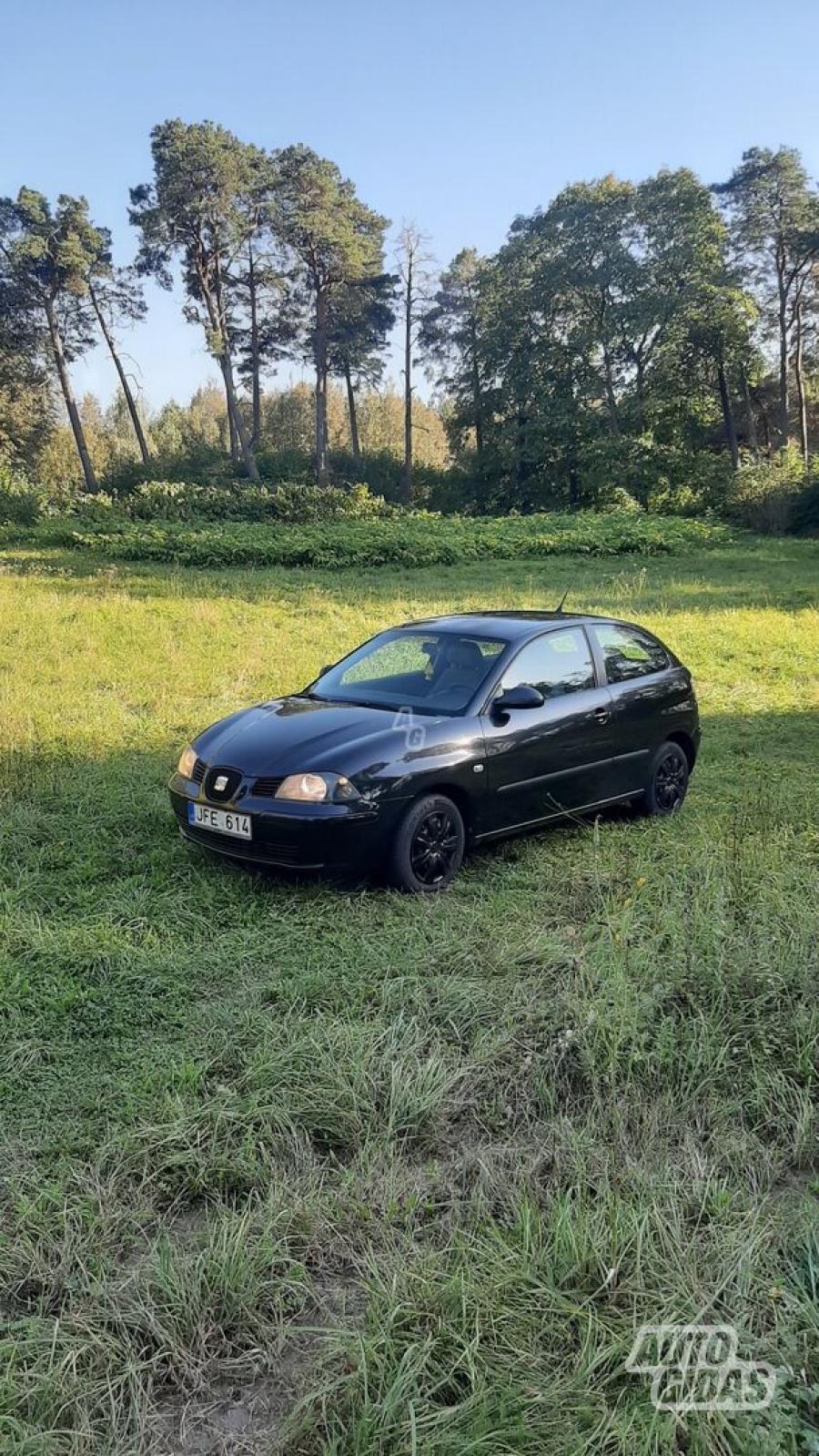 Black SEAT Ibiza 2004 in Varena, with an engine capacity of 1.90 L and mileage of 225 thousand km for 1720 €, photo 1 on AUTOMOTO.COM.LV