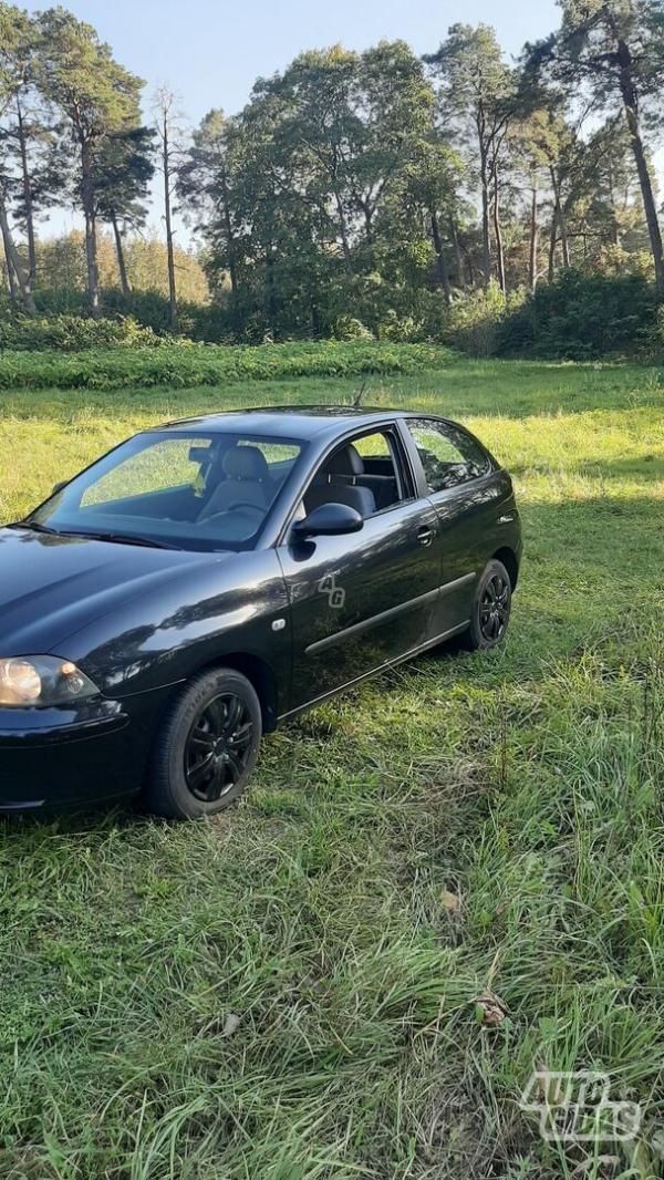 Black SEAT Ibiza 2004 in Varena, with an engine capacity of 1.90 L and mileage of 225 thousand km for 1720 €, photo 5 on AUTOMOTO.COM.LV