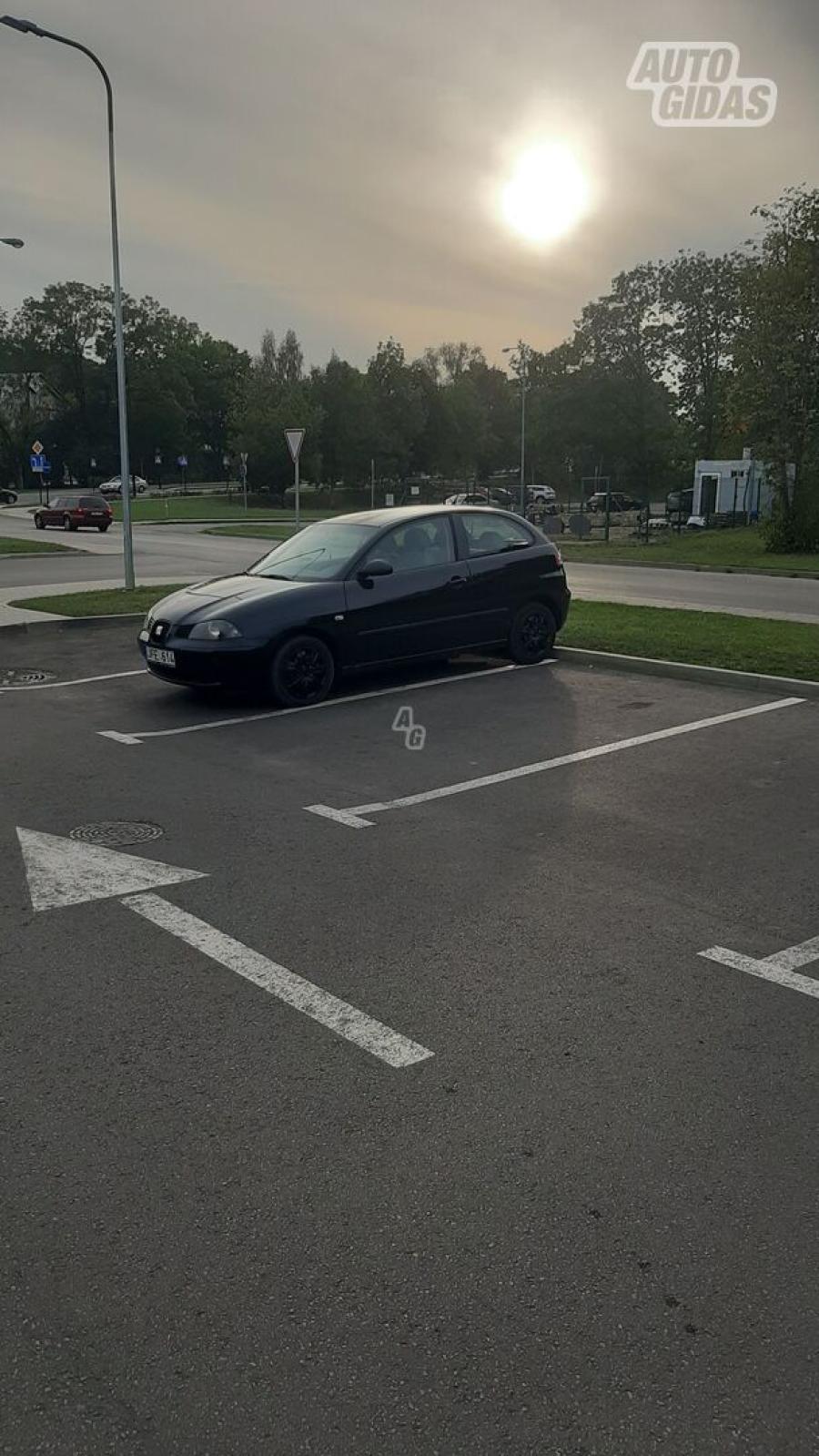 Black SEAT Ibiza 2004 in Varena, with an engine capacity of 1.90 L and mileage of 225 thousand km for 1720 €, photo 29 on AUTOMOTO.COM.LV
