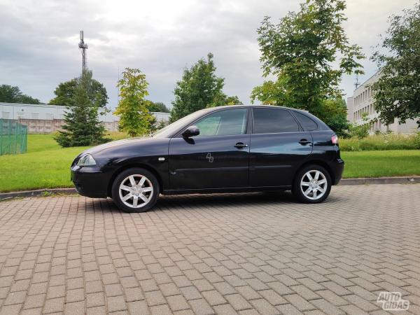 Melns SEAT Ibiza 2005 Viļņa, ar dzinēja tilpumu 1.90 L un nobraukumu 311 tūkst. km par 800 €, foto 1 vietnē AUTOMOTO.COM.LV