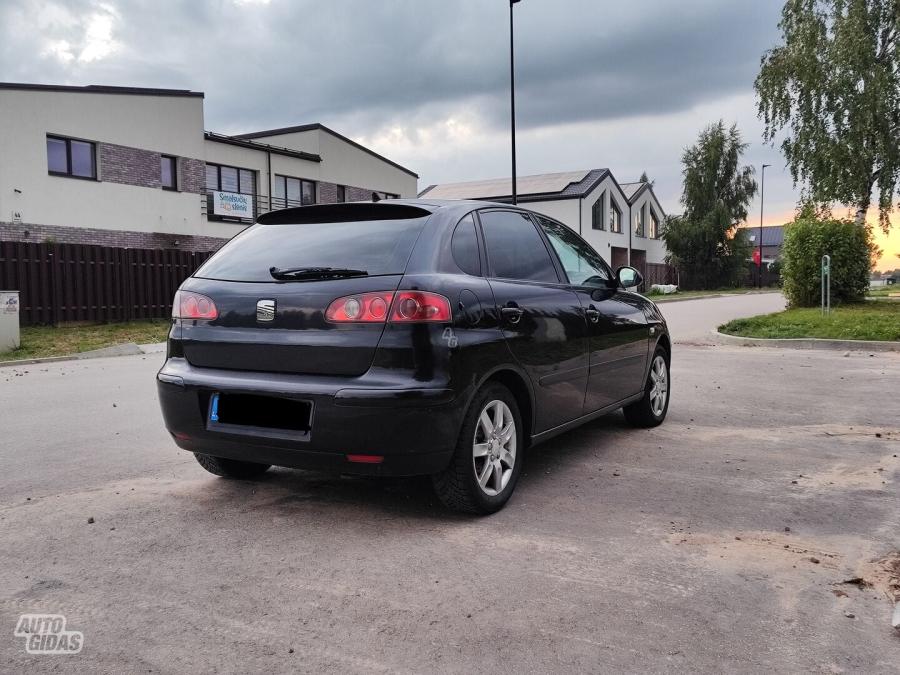 Melns SEAT Ibiza 2005 Viļņa, ar dzinēja tilpumu 1.90 L un nobraukumu 309 tūkst. km par 1300 €, foto 3 vietnē AUTOMOTO.COM.LV