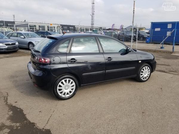 Melns SEAT Ibiza 2006 Kauņa, ar dzinēja tilpumu 1.40 L un nobraukumu 245 tūkst. km par 1550 €, foto 4 vietnē AUTOMOTO.COM.LV