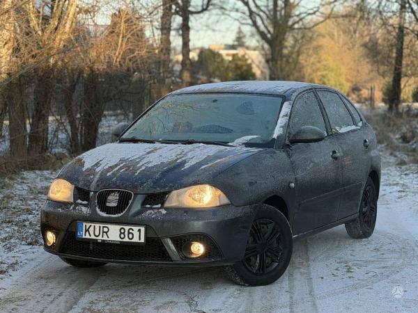 Black SEAT Ibiza 2008 in Vilnius, with an engine capacity of 1.42 L and mileage of 299 thousand km for 999 €, photo 3 on AUTOMOTO.COM.LV