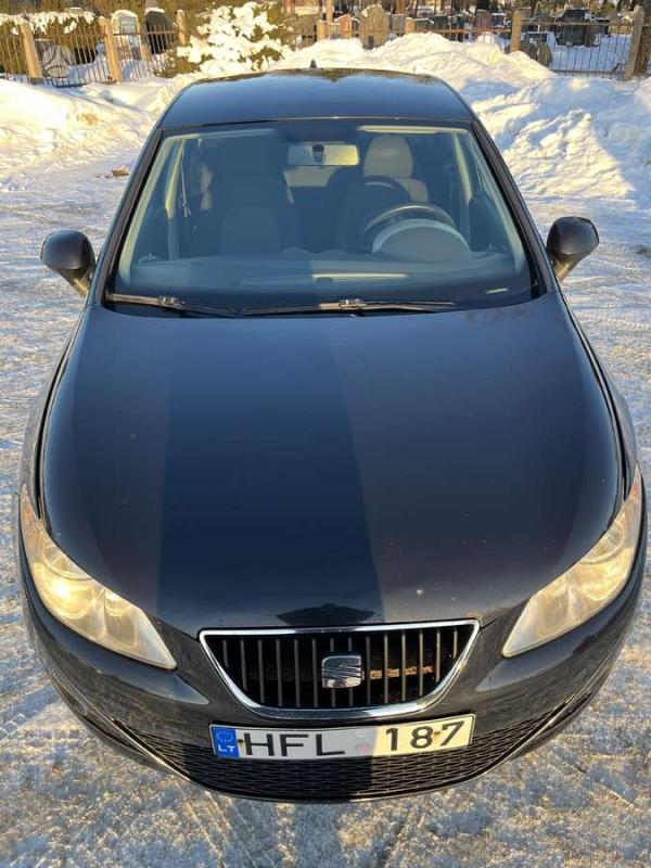Black SEAT Ibiza 2008 in Panevezys, with an engine capacity of 1.90 L and mileage of 213 thousand km for 2750 €, photo 3 on AUTOMOTO.COM.LV