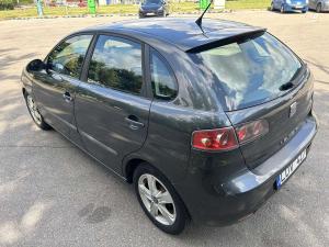 Black SEAT Ibiza 2008 in Kaunas, with an engine capacity of 1.42 L and mileage of 277 thousand km for 1400 €, photo 5 on AUTOMOTO.COM.LV
